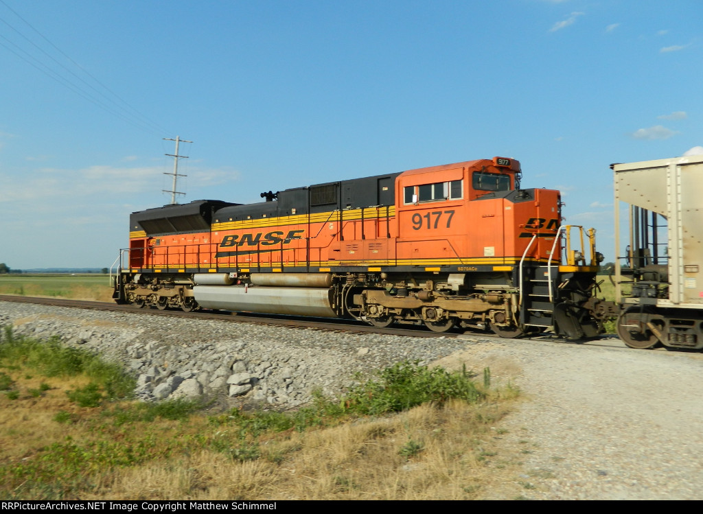 BNSF 9177 - DPU